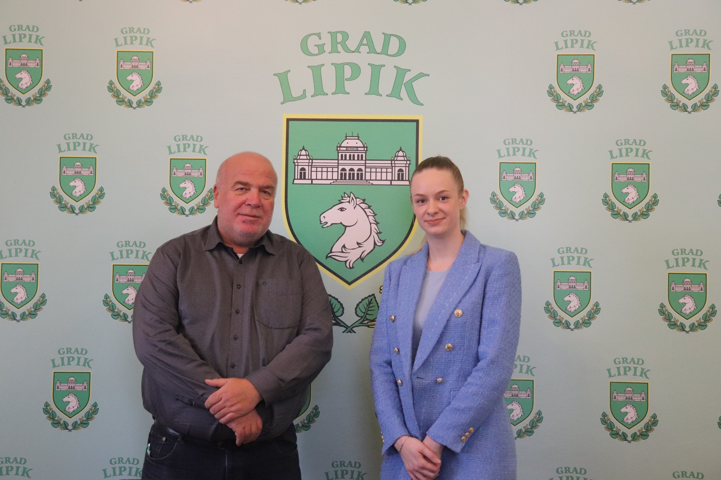 Stipendiju ove godine dobilo novih 10 studenata prvih godina studija ...