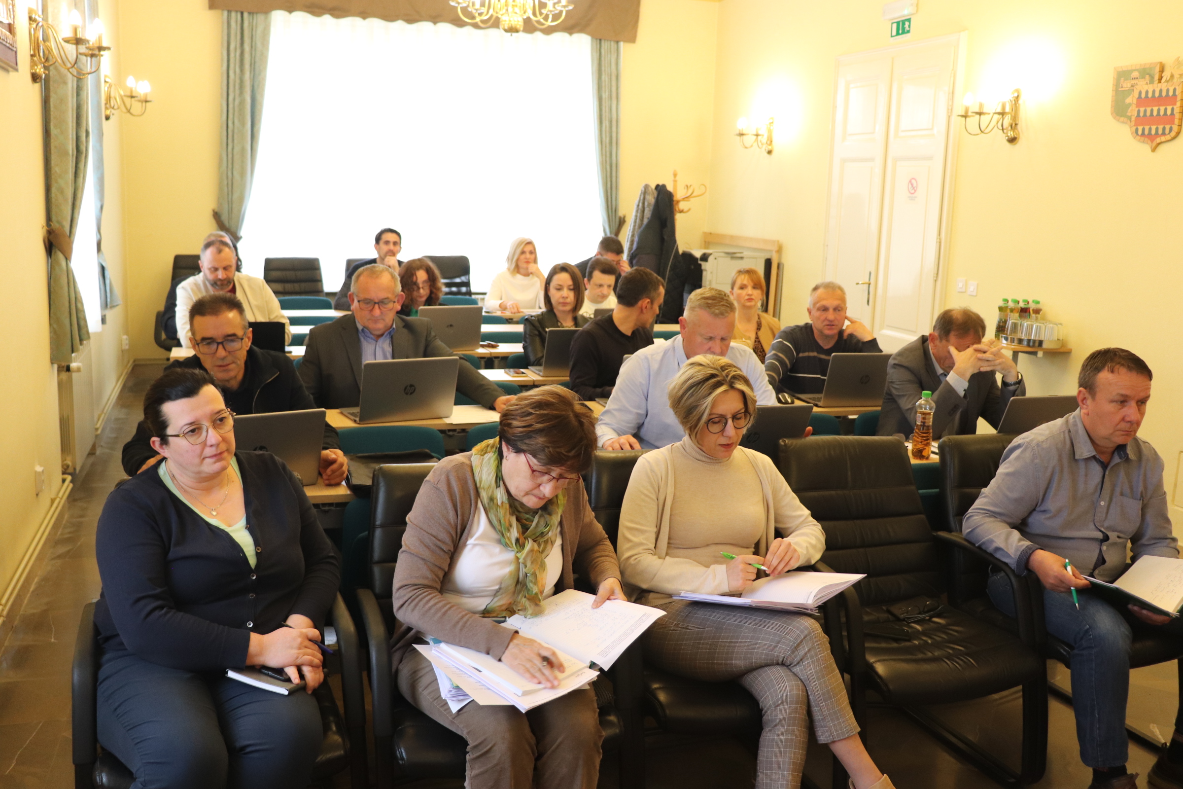 16. SJEDNICA GRADSKOG VIJEĆA LIPIKA: Naglasak na prometnoj i komunalnoj ...